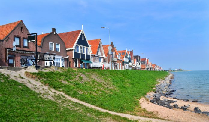 Hollanda'nın En İyi 14 Turistik Noktası: Gezilecek Yerler Rehberi