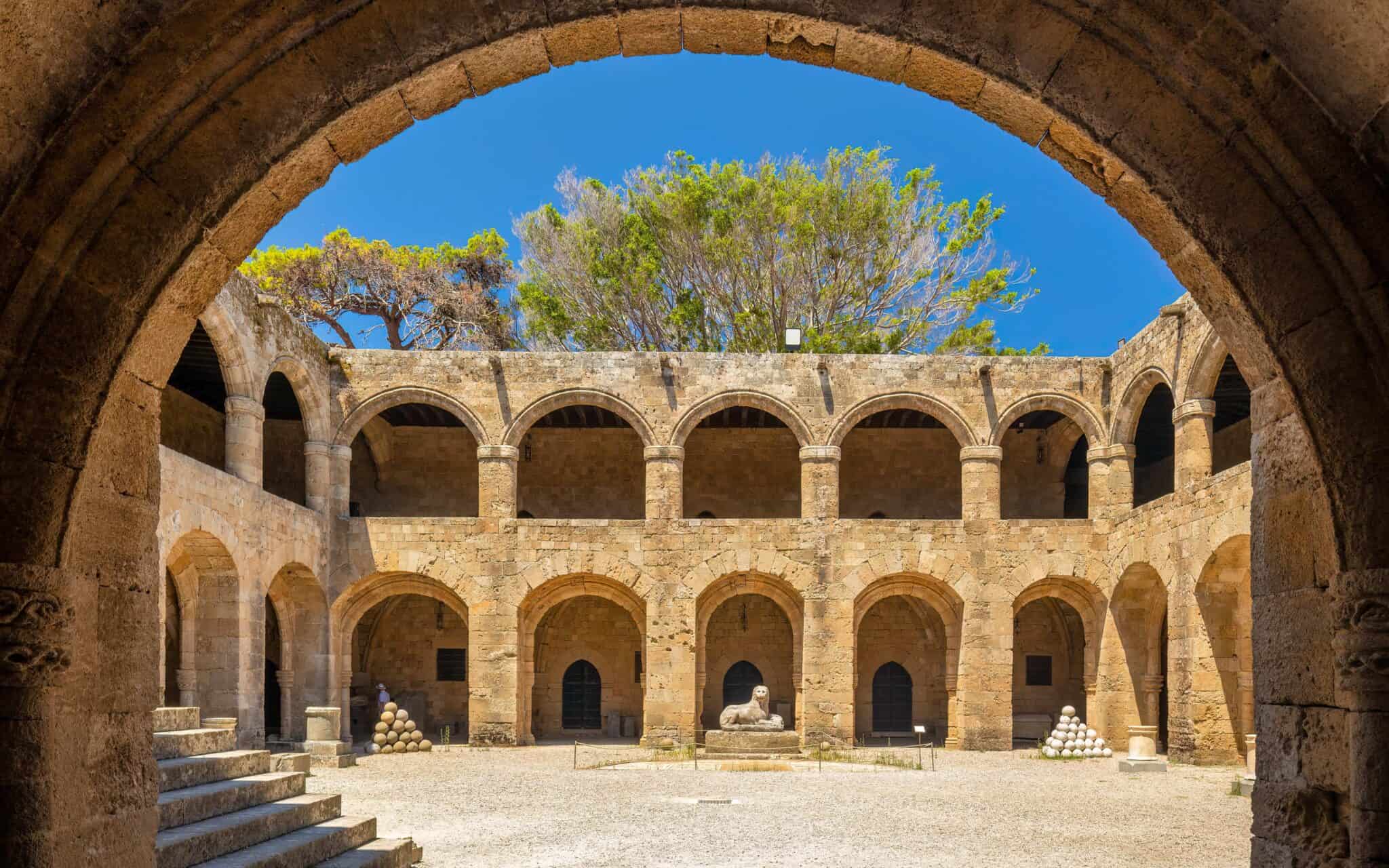 Rodos Gezilecek Yerler: Detaylı Rodos Rehberi